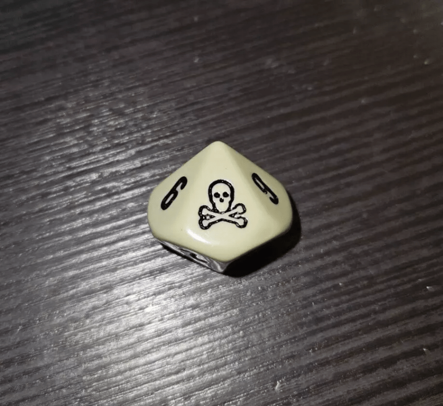 Mysterious: Final Fantasy Prerelease Promo Offers a d10 Instead of d20 ...